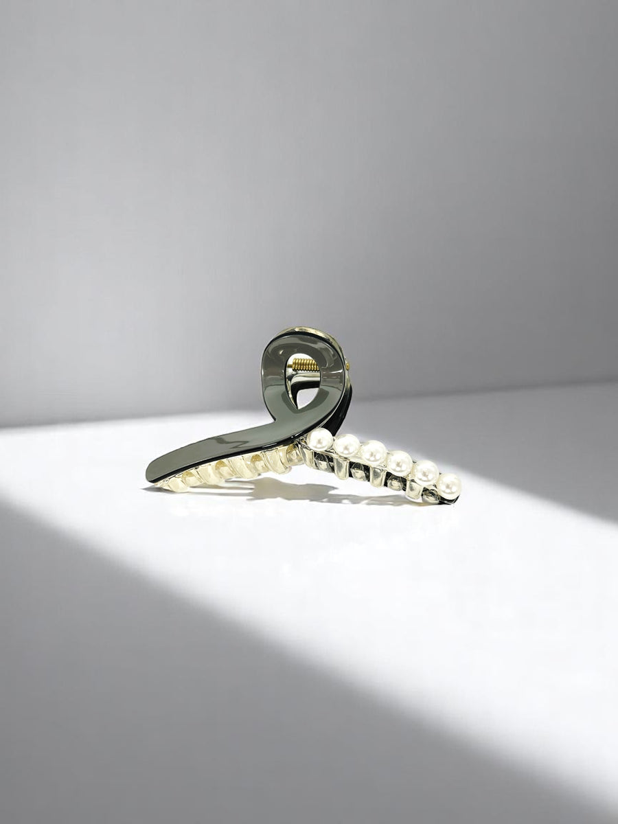 Pearl Luxe Claw Clip Grey | Starshub